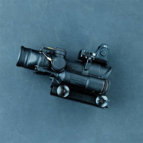 Trijicon Acog 4×32 Led And Rm06 Combo T Rex Arms