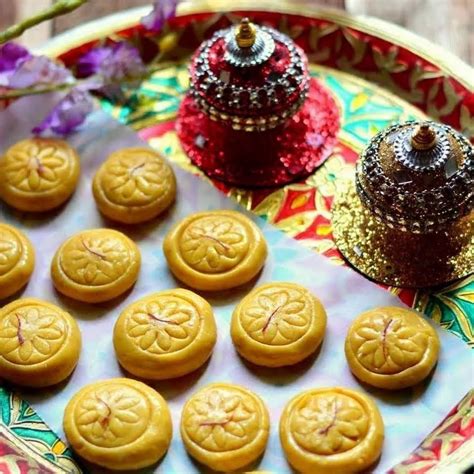 Kesar Kaju Katli Sweets Packaging Size 200 G At Best Price In