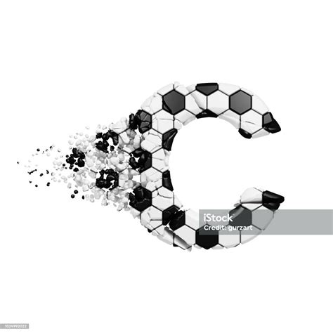 깨진 부서진된 알파벳 편지 C 분쇄 된 축구 글꼴 축구 텍스처의 만든 3d 렌더링에 고립 된 흰색 배경 0명에 대한 스톡 사진 및 기타 이미지 Istock