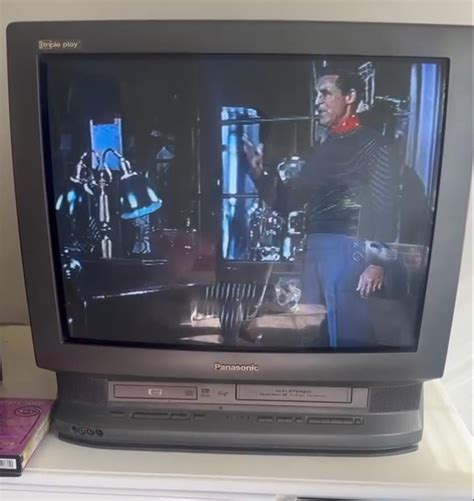 Just Picked This Up Today Is This Rgb And Or Component Moddable R Crtgaming