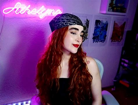 Athelyna Athelyna • Instagram Photos And Videos