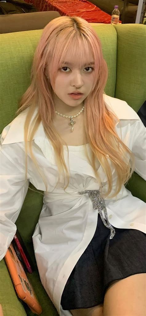 Lily Wallpaper Lily Asian Girl Girl