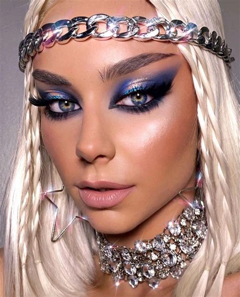 Pin Di 𝐻𝒶𝓁𝒶 𝐵𝒶𝓈𝒽𝒿𝒶𝓌𝒾𝓈𝒽 Su Makeup And Products Trucco Occhi Idee Per Il