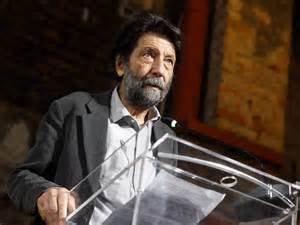 La Decisione Di Massimo Cacciari Il Filosofo Si Sposa A 81 Anni Il Giornale