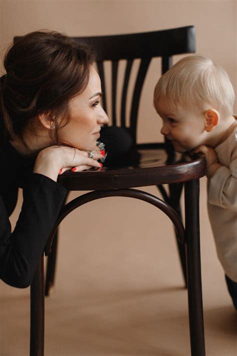 Мама и малыш High Chair Chair Decor