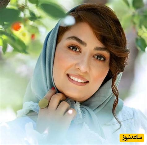 ایده استایل دخترونه و مینیمال به سبک الهام طهموری با مینی اسکارف