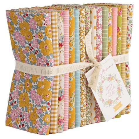 Patchwork Quilting Fabric Creating Memories Spring Fat Quarter 16 Pack