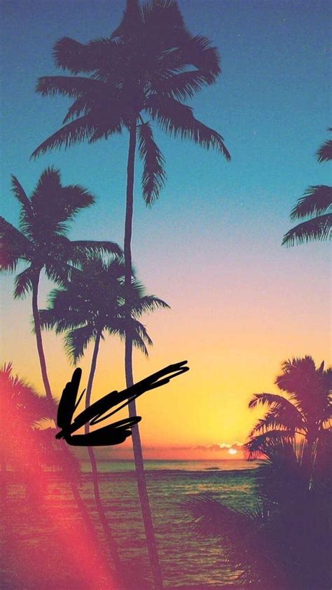 Help Could Someone Please Remove This Red Line At The Bottom Left