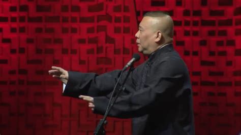 高峰摘了眼镜就是瞎子，厕所都找不到，于谦：还有真有心思凤凰网视频凤凰网