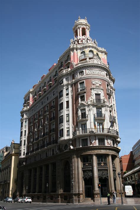 무료 이미지 건축물 건물 시티 마천루 도시 풍경 도심 큰 광장 경계표 정면 탑 블록 스페인 에스파냐 건축술 에스 파나 마을 광장 스팬 엔