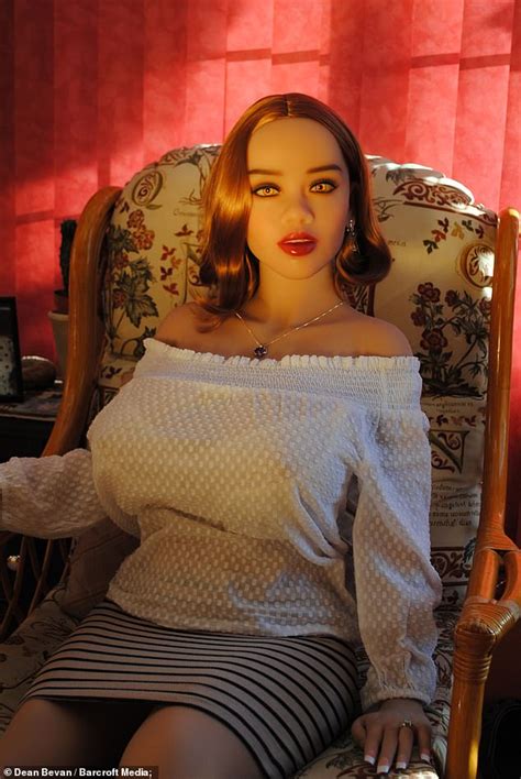 Dean Bevan Lives With 12 Sex Dolls Says Photographing Them Has Given