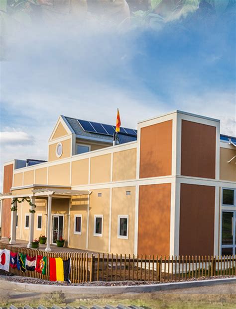 Logotipo De La Escuela Residencial Internacional Maharishi