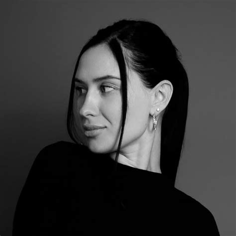 Helena Helenovna Threads Say More