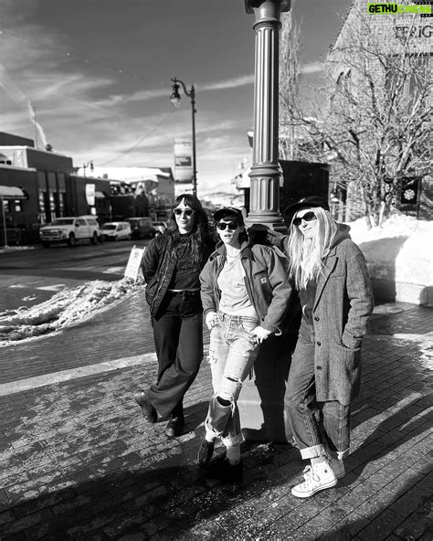 Dylan Meyer Wiki Biography Age Gallery Spouse And More