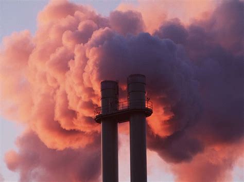 Презентація на тему Техногенне середовище — презентації з географії Gdz4you