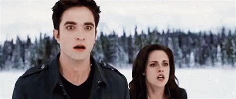 Edward Cullen And Bella Swan