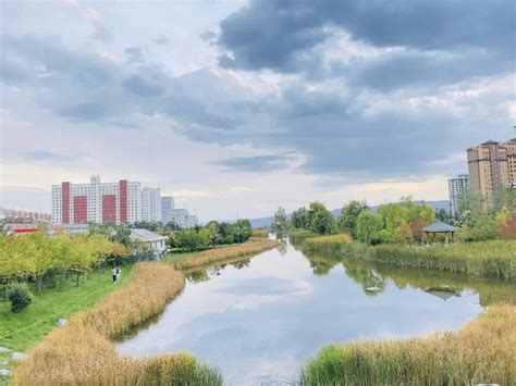 等值线递变规律及成因，等值线图的判读，等压线图的判读 数值 原因 高纬度