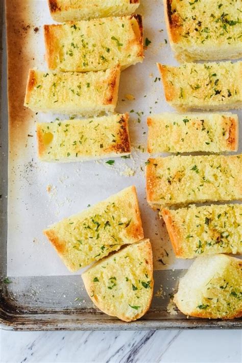 Easy Garlic Bread Recipe 10 Minutes By Leigh Anne Wilkes