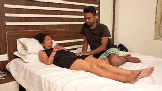Indian Mumbai Milf Bhabhi And Devar Sex In Hotel Room