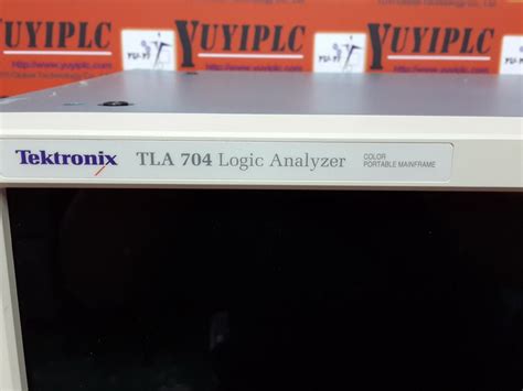 TEKTRONIX TLA704 Logic Analyzer Color Portable Mainfram 裕益科技自動化設備可程式
