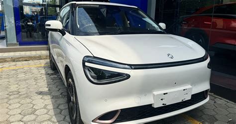 Celebrating World Ev Day All Electric Four Wheelers Available In Nepal New Cars And