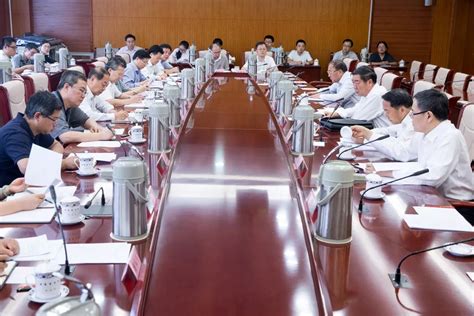 推进“一带一路”建设工作领导小组办公室主任会议研究部署学习贯彻习近平总书记在5周年座谈会上重要讲话精神 中国一带一路网