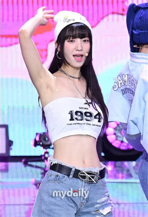 오마이걸 유빈 튜브탑 겨드랑이 유저방송 엠봉