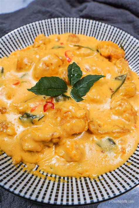 Singapore Salted Egg Yolk Chicken Nomadette