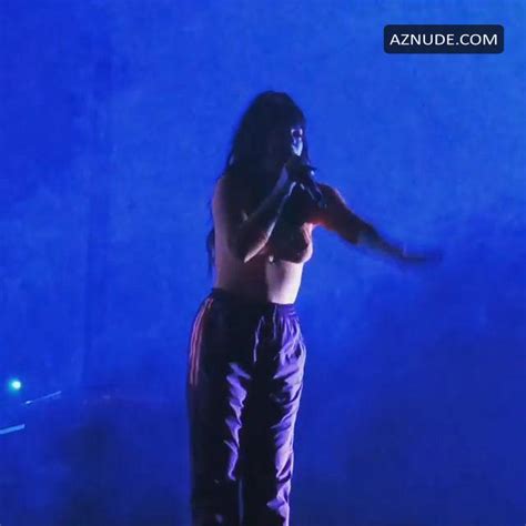 Lily Allen Sexy Photos From Her Concert Aznude