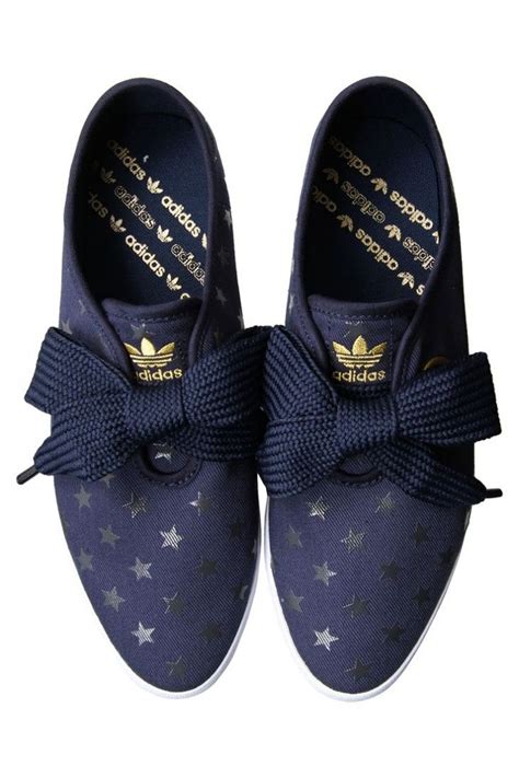 Adidas с бантом | Schoenen, Wedges, Stiletto's