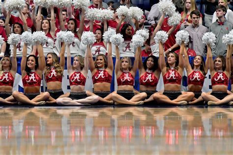 Bama Cheerleaders And Dance Team Cheerleading Dance Dance Teams Dance