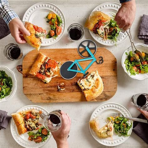 Нож за рязане на пица с 2 остриета от неръждаема стомана с незалепващо покритие