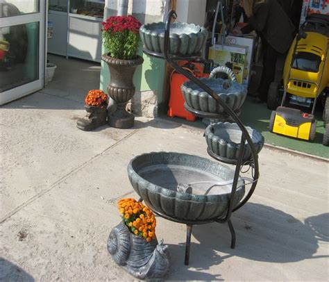 Рото БГ Полиетиленови продукти Градина Саксии за цветя фигури Столове и маси