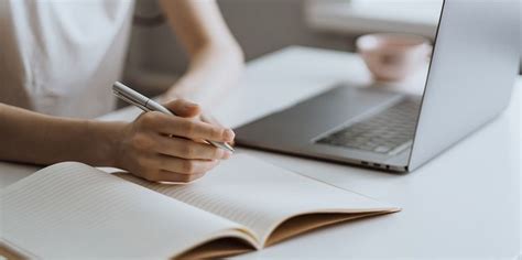 What Are Argumentative Texts Characteristics Types And Examples