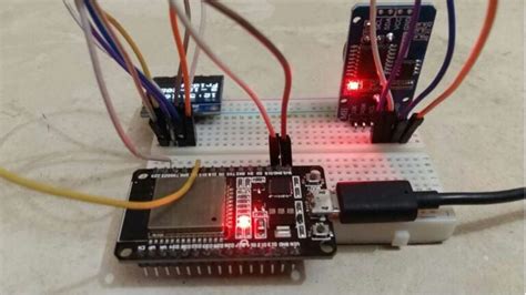 ESP32 Real Time Clock RTC Using DS3231 And Display On OLED