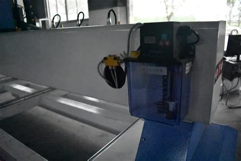 Axis CNC With Th Axis Rotary Milling Machine For Wood Carving