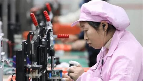 Хятадын эдийн засаг энэ оны эхний улиралд 5 4 хувиар өсчээ