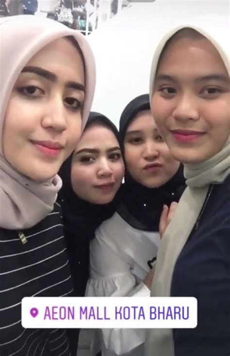 Awek Baju Hijau Tumbex Awek Baju Hijau Tumbex