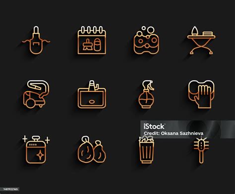 세트 라인 깨끗한 요리 냄비 쓰레기 봉투 주방 앞치마 쓰레기통 화장실 브러시 세면대 청소 서비스 및 물 스프레이 병 아이콘 벡터 가방에 대한 스톡 벡터 아트 및 기타 이미지