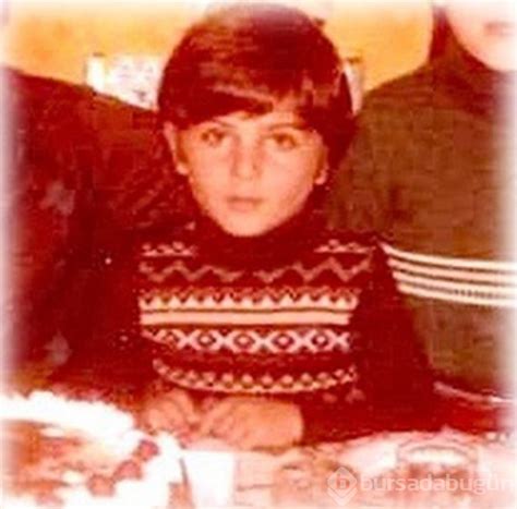 Ünlülerin Gençlik Ve çocukluk Fotoğrafları Foto Galerisi 17