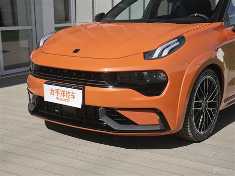 橙黑领克02 Hatchback车头外观图片 领克02 Hatchback 2021款 2 0td Halo 驾控套件版 6656991 太平洋汽车网