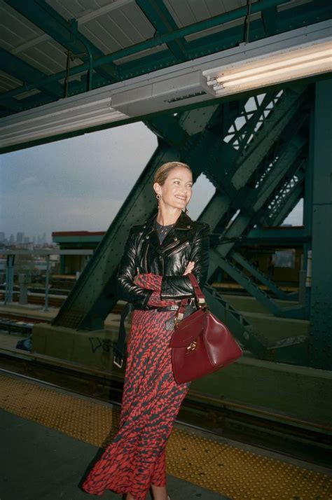 All Day Style Secrets From Supermodel Carolyn Murphy Carolyn Murphy Style Secrets Summer