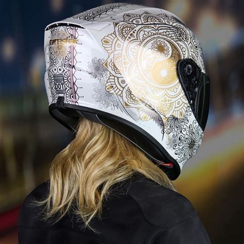 Pin By Ashley Helen On Birthdays 🎂 🥳 Womens Motorcycle Helmets Cool