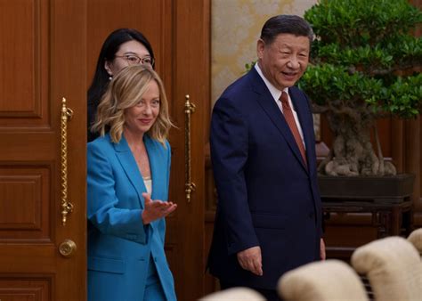 Мелоні та Сі обговорили війну Росії проти України