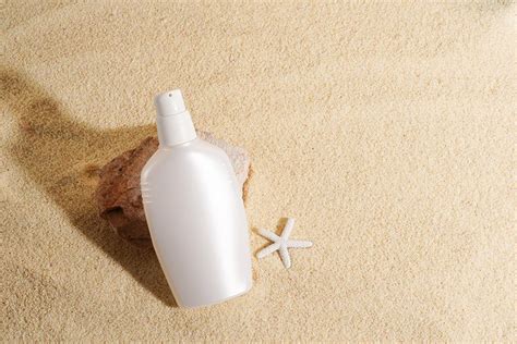 Sunscreen With UVA And UVB Protection Summer Sea