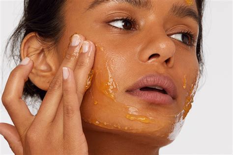 How To Unclog Your Pores Versed Skin