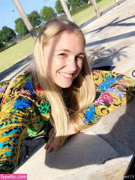 Siswet Siswet Siswetofficial Nude Leaked Onlyfans Photo Mega Fapello Leaks