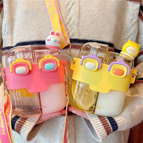 D Isang Tubig Parisukat May Mataas Estetikong Halaga At Hiwalay Na