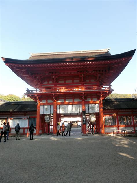『朱色の堂々たる門』by Kazekozo｜下鴨神社賀茂御祖神社のクチコミ【フォートラベル】