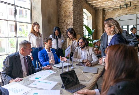 Guide To The Multi Generational Workforce Cloudbooking